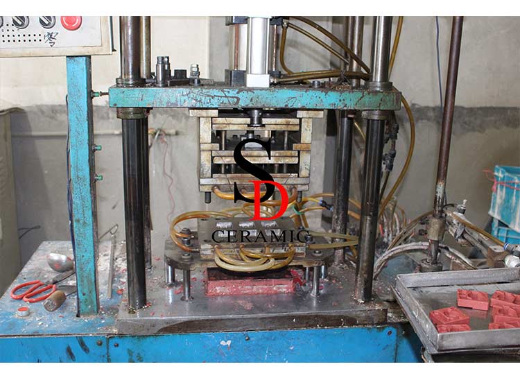 Hot Injection Moulding